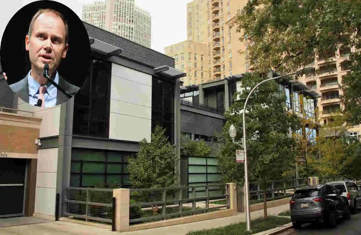 Joe Mansueto House Chicago: Inside the Stunning Lakefront House